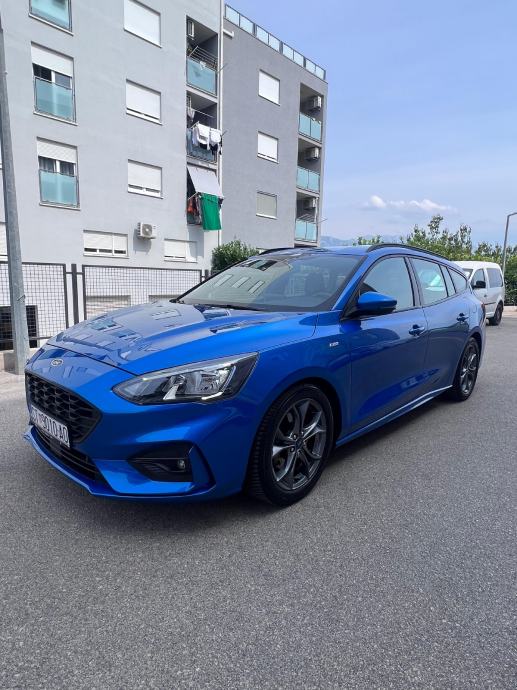 FORD FOCUS 1.5 TDCI 2019 ST LINE , CRNO NEBO, RADAR, NAVI , ALU 17 ...