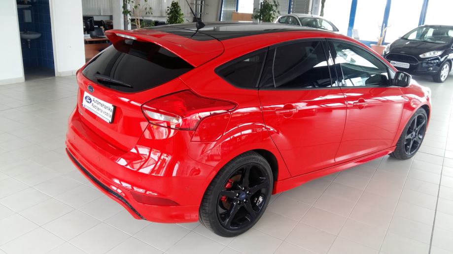 Ford Focus 1.5 TDCi ST-LINE, 2016 god.