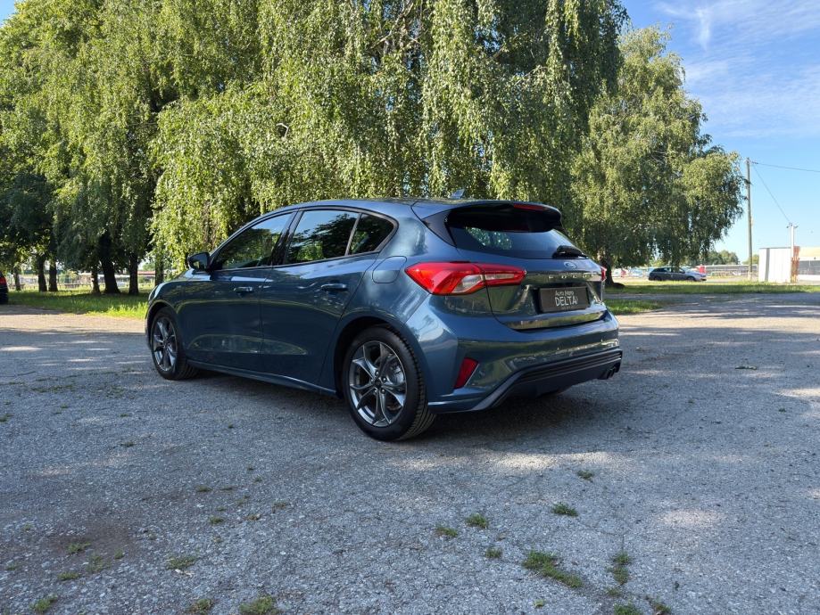 Ford Focus 1,5tdci ST LINE-NAVI-KAMERA-LED-AUT. KLIMA-GR.SJEDALA, 2022 god.