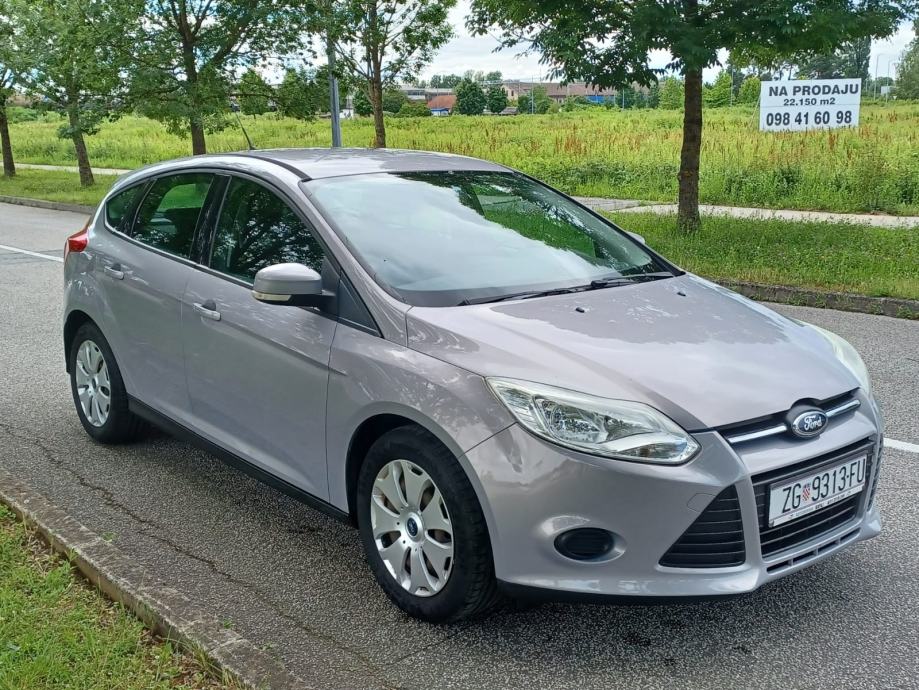 Ford Focus 1,6 TI VCT BENZIN 125 KS REZERVIRANO FILIP, 2013 god.