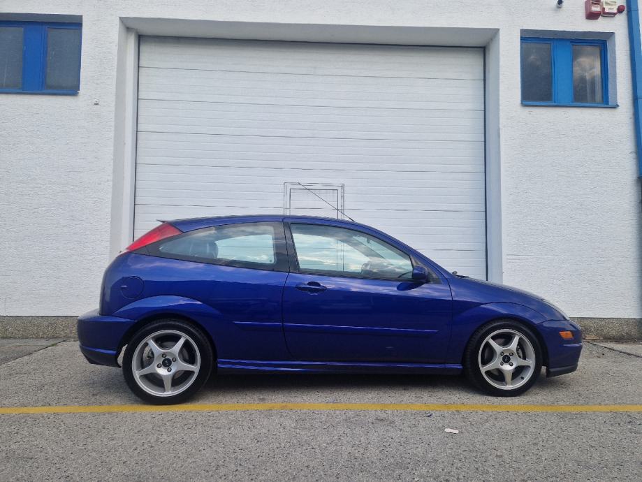 Ford Focus 2,0 ST 170, 2004 god.