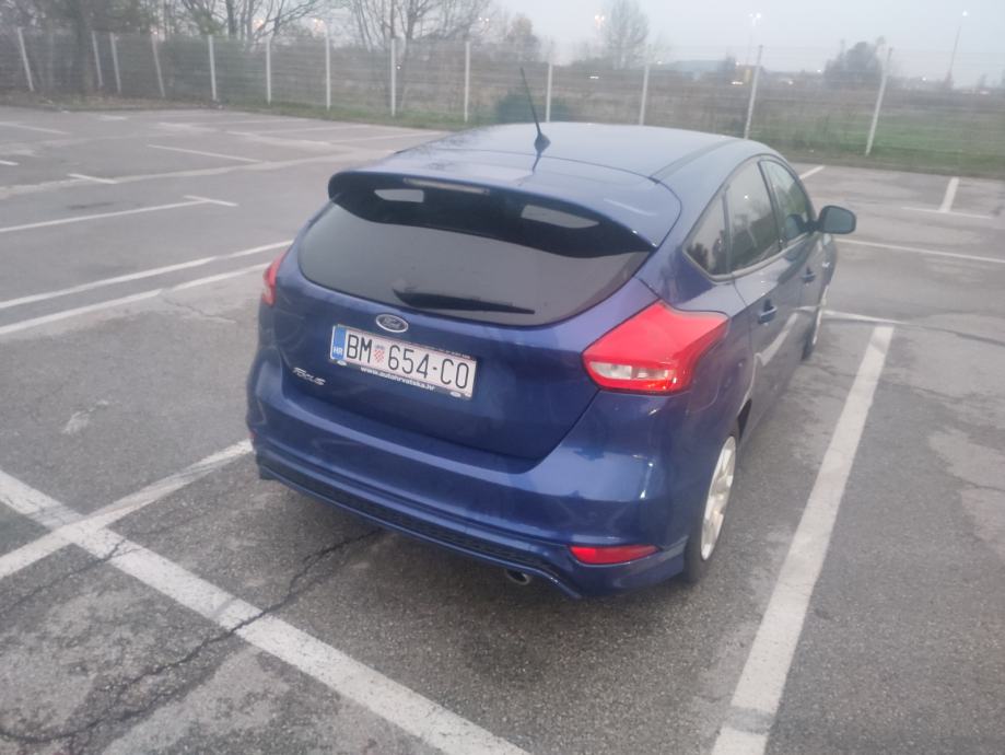 Ford Focus 2,0 TDCi ST-Line, HR auto, 2017 god.