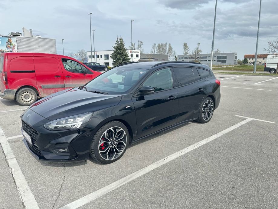 Ford Focus 2,0 TDCI ST Line * Pano * Navi * HUD * PARK ASSIST, 2019 god.