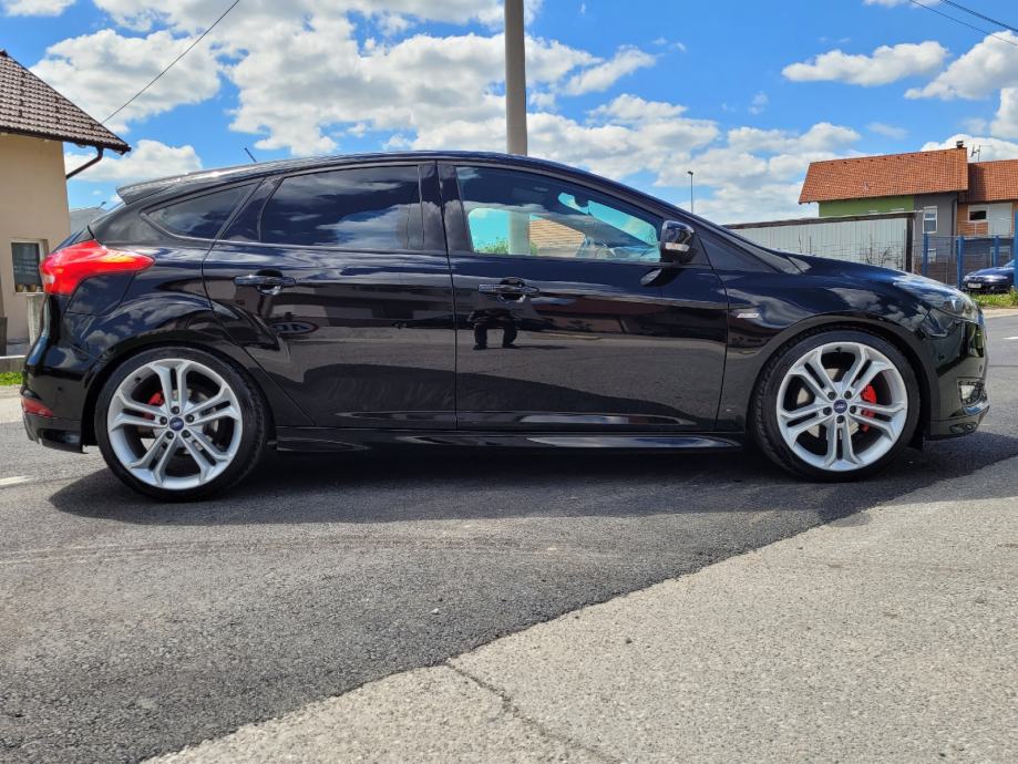 Ford Focus 2,0 TDCi ST LINE REZERVIRANO !!! , 2018 god.