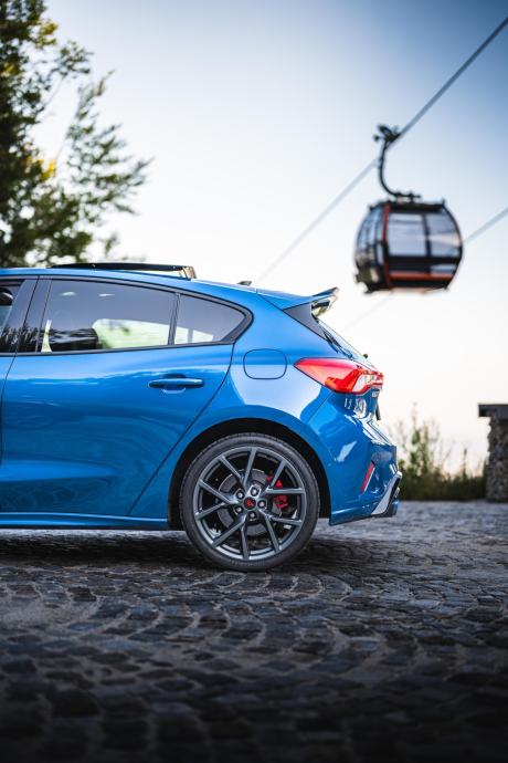 Ford Focus 2.3 Ecoboost, 2019 god.