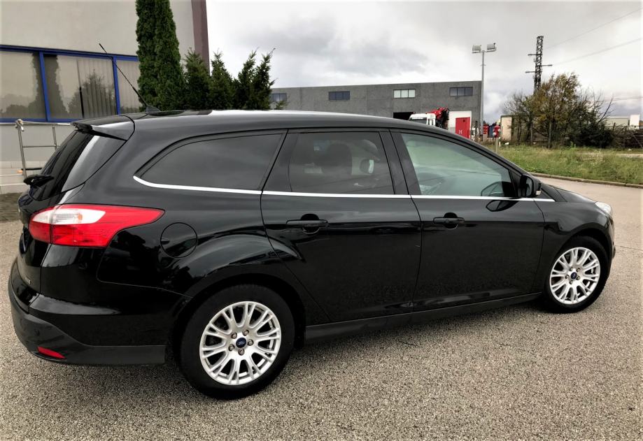 FORD FOCUS CARAVAN 1,6 TITANIUM...REZERVIRANO!!!, 2011 god.