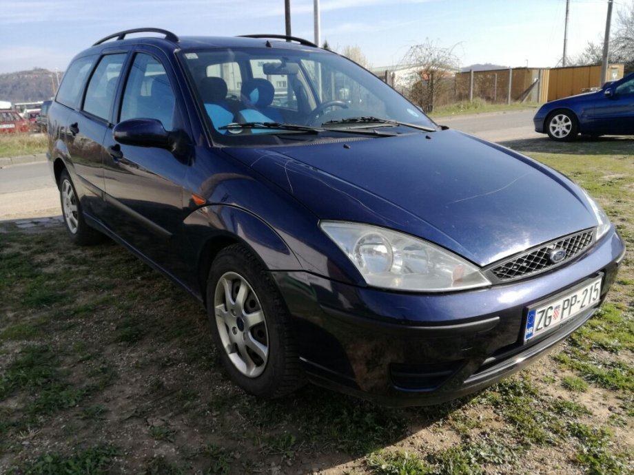 Ford Focus Karavan 1,8, 2004 god.