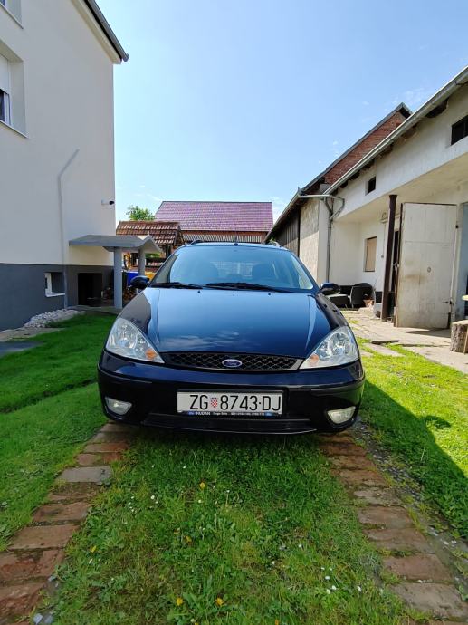 Ford Focus Karavan 1,8, 2004 god.