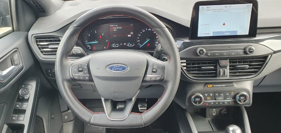 Ford Focus Karavan 2,0 TDCi ST Line Full MATRIX 99900 KM., 2019 god.