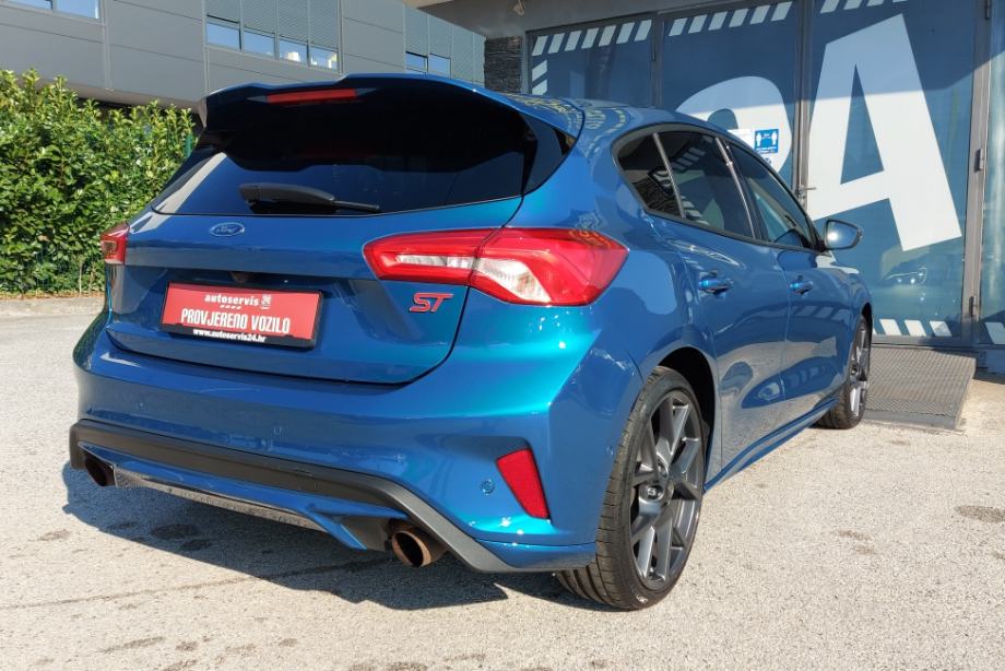 Ford Focus ST MK4 2.3 Ecoboost, NAVI, LED, HEAD-UP, **39900km**, 2019 god.