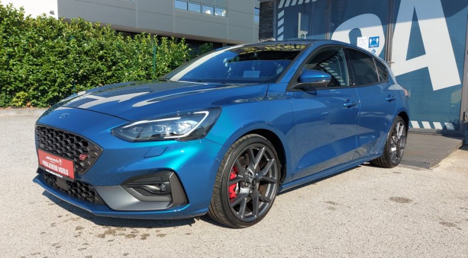 Ford Focus ST MK4 2.3 Ecoboost, NAVI, LED, HEAD-UP, **39900km**, 2019 god.