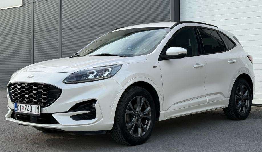 FORD KUGA 2.0 ST LINE AWD • 2020 godina, 2020 god.