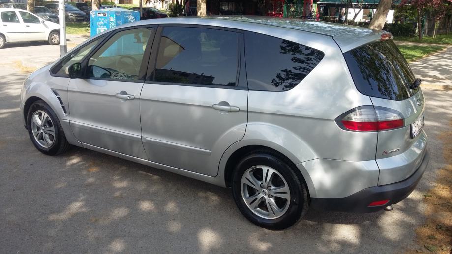 Ford S-Max 2.0 tdci, 103 Kw, u potpunosti ispravan, 2009 god.