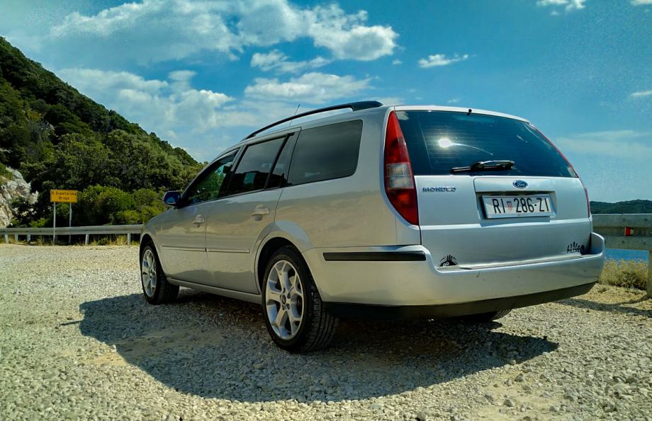 Ford Mondeo Karavan 2,0, 2002 god.