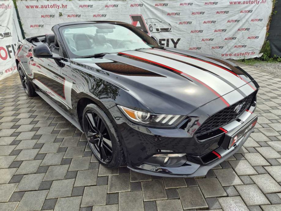 Ford Mustang 2.3 EcoBoost Cabrio, Led, Kamera, Keyless, Koža, 19 alu ...