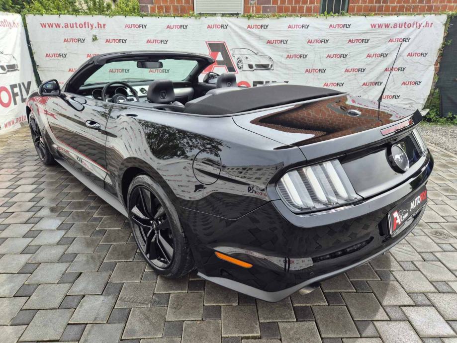 Ford Mustang 2.3 EcoBoost Cabrio, Led, Kamera, Keyless, Koža, 19 alu ...