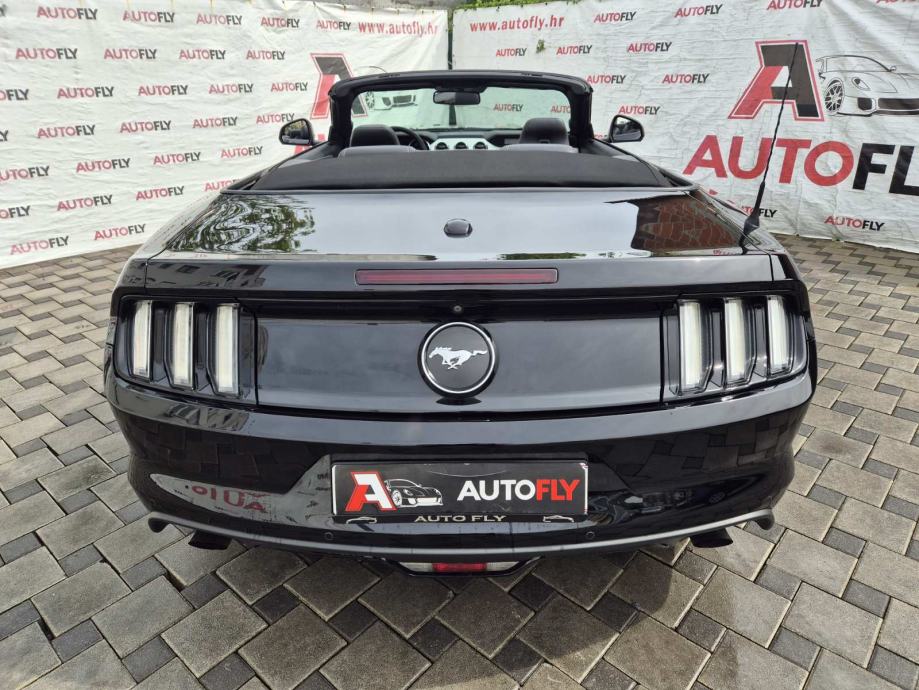 Ford Mustang 2.3 EcoBoost Cabrio, Led, Kamera, Keyless, Koža, 19 alu ...