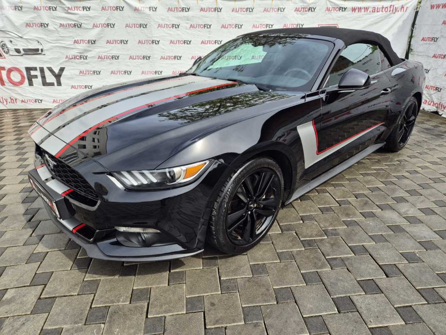 Ford Mustang 2.3 EcoBoost Cabrio, Led, Kamera, Keyless, Koža, 19 alu ...