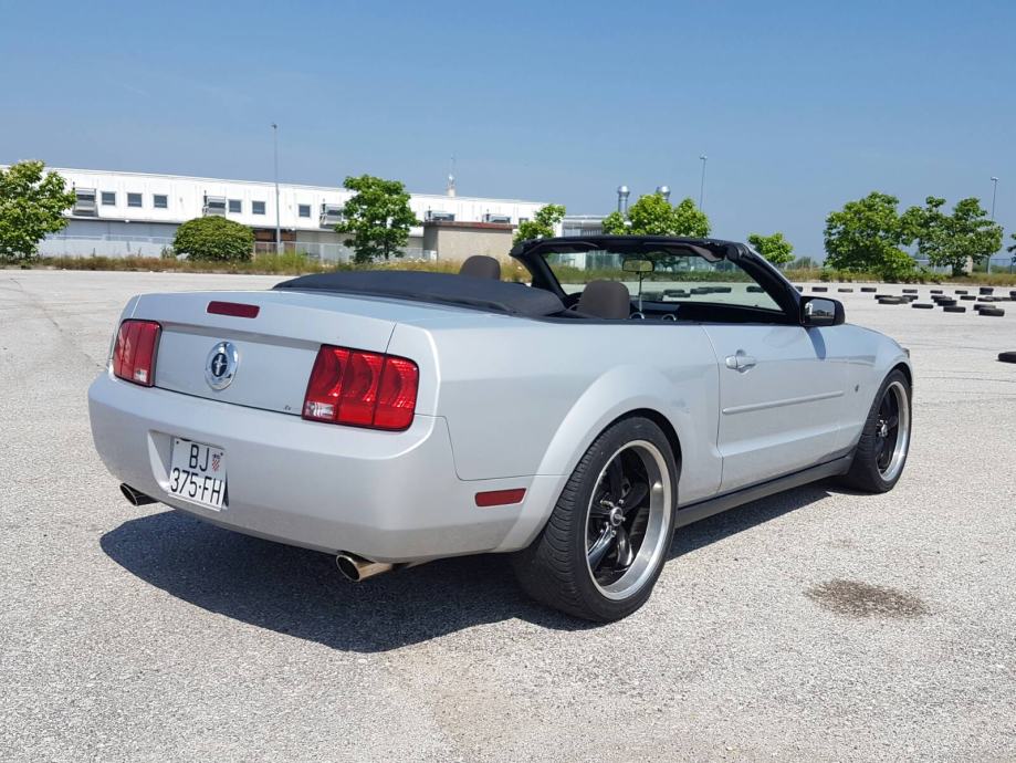 Ford Mustang 4.0 PREMIUM automatik, 2007 god.