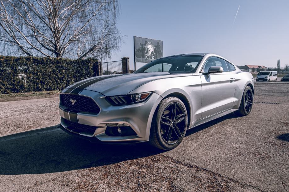 Ford Mustang ecoboost, 2017 god.