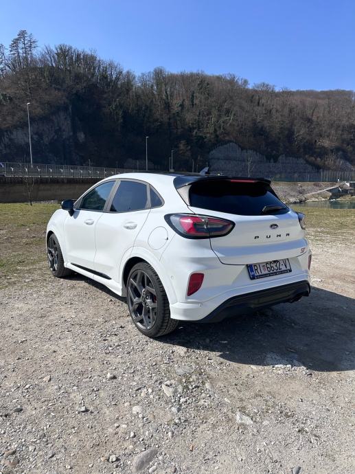 Ford Puma ST Performance Pack - Jamstvo + 2 Seta guma, 2022 god.