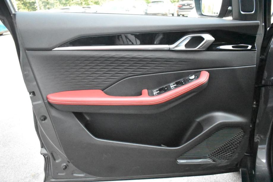 Geely Coolray SX11 1.5TD DCT GF CBU, 360 KAMERA, PANORAMA, EL. POMICAN ...