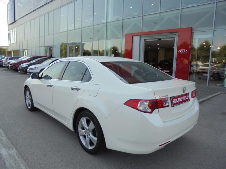 Honda Accord 2.2 I-DTEC ELEGANCE, 2.GOD GARANCIJE, 2012 god.