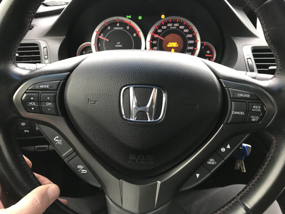 Honda Accord 2.2 i-DTEC Type S - PRILIKA!, 2014 god.