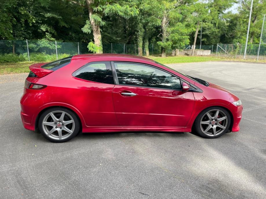 Honda Civic Type R ,2008, 170000 km., 2008 god.