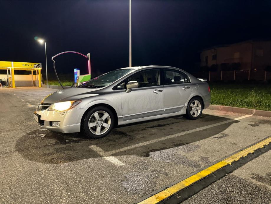 Honda Civic Sedan 1.8., 2010 god.