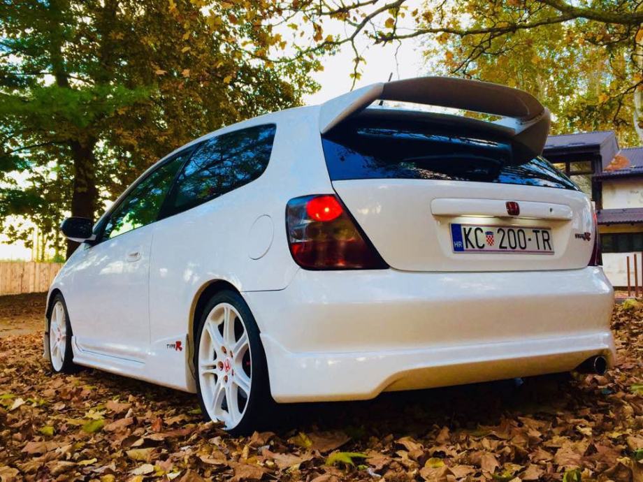 HONDA CIVIC TYPE R EP3 K20A2, 2002 god.