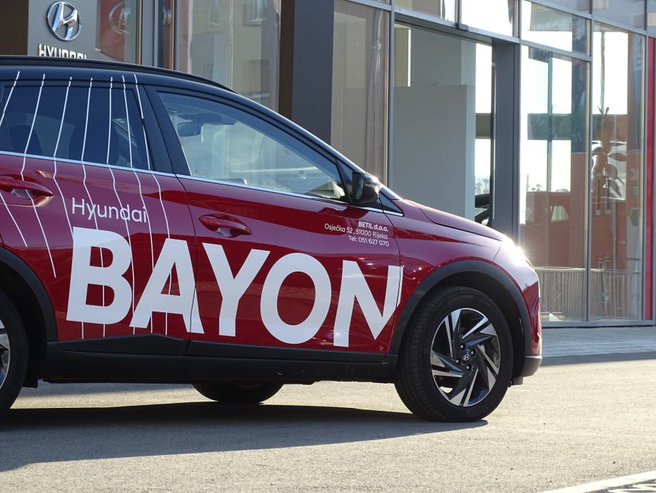 Hyundai Bayon 1,0 T-GDI PREMIUM NAVI BITON, 2022 god.