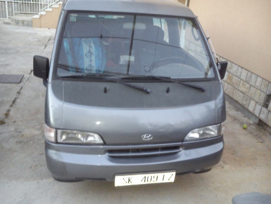 Hyundai H-100 H-100 2,5 DLX M. Bus D, 1996 god.