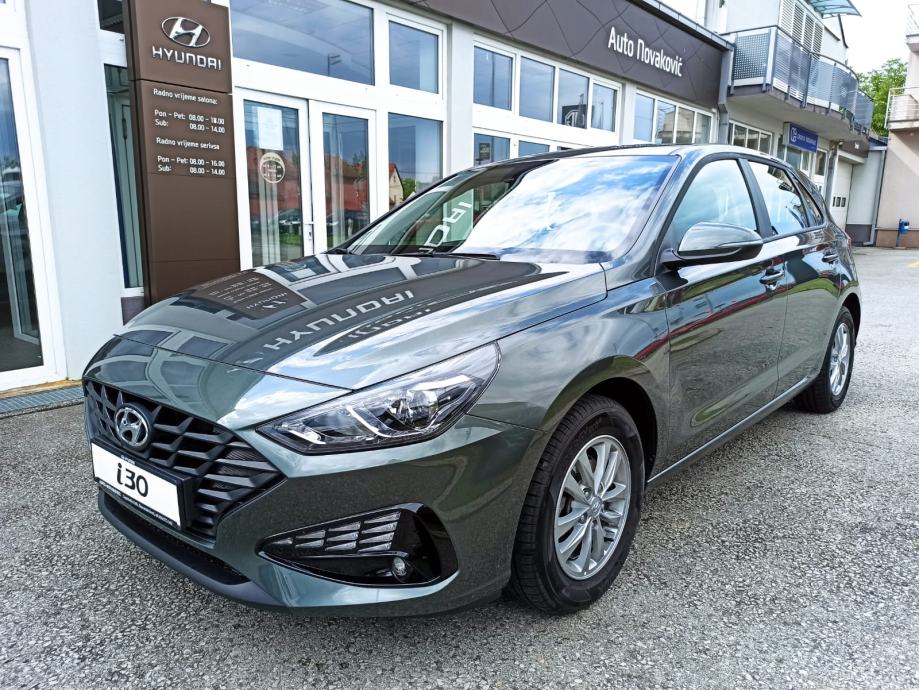 Hyundai i30 1,5 DPI Comfort, 2022 god.
