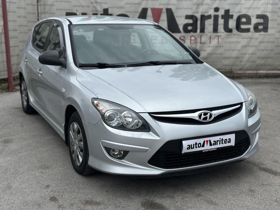 Hyundai i30 1,6 CRDi REG 01/25, 2011 god.