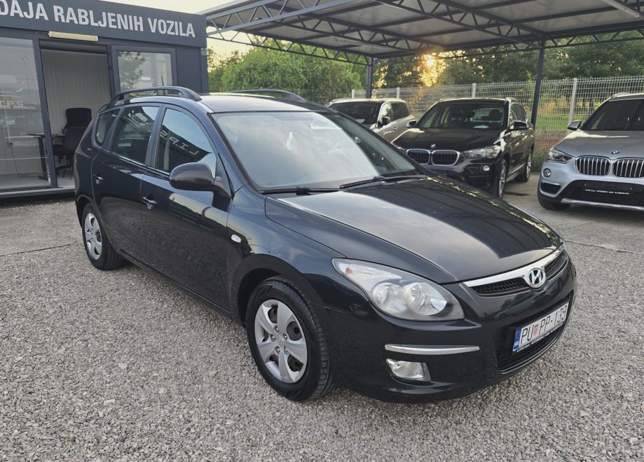 Hyundai i30 CW 1,4 110Ks tvornički plin, 1.Vlasnik, kompletna servisna ...