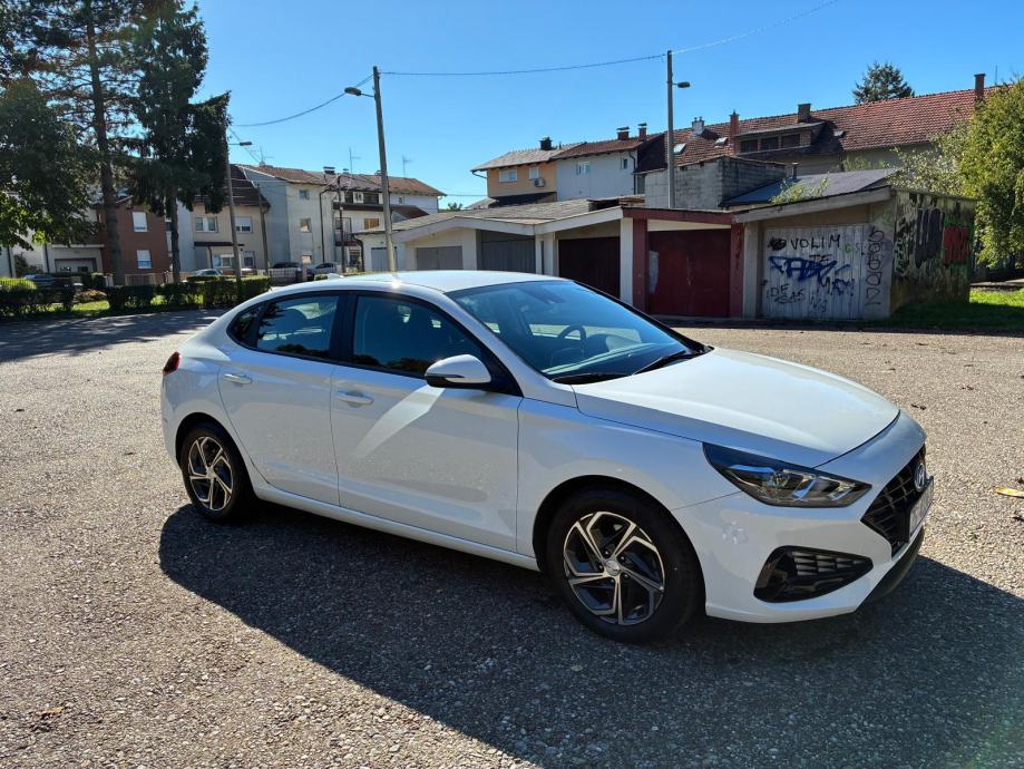 HYUNDAI i30 FASTBACK, 2023 god.