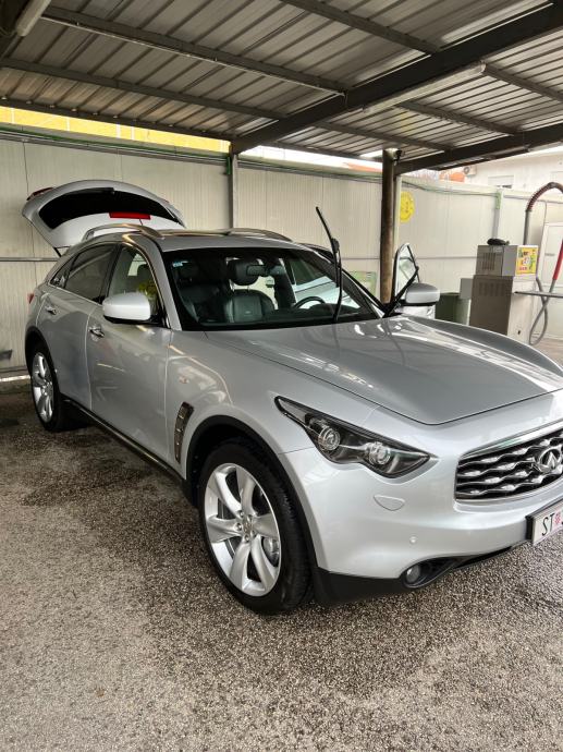Infiniti FX 37S, 2009 god.