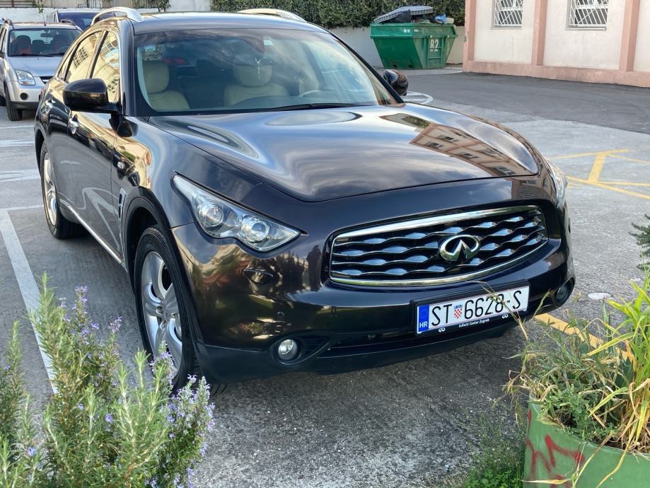 Infiniti FX30 30d GT automatik, 2011 god.