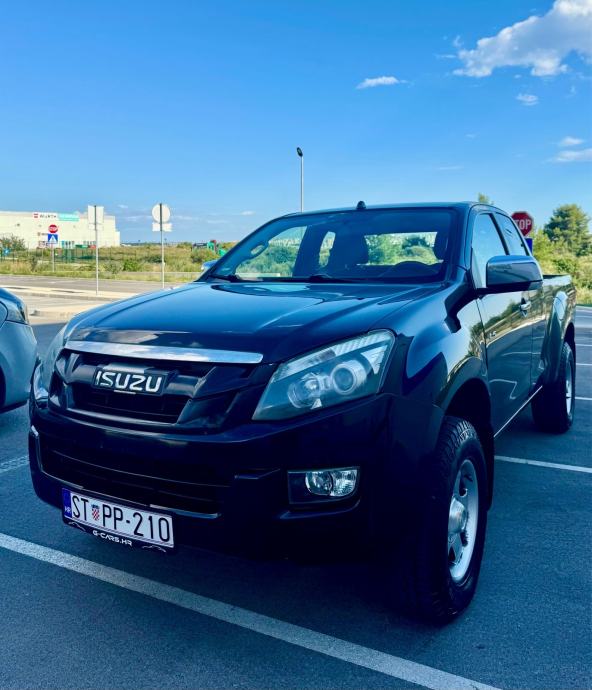 Isuzu D-MAX 2,5 TwinTDi 163KS 4X4 SpaceCab —Mod 2015—REG.GOD.DANA—TOP ...