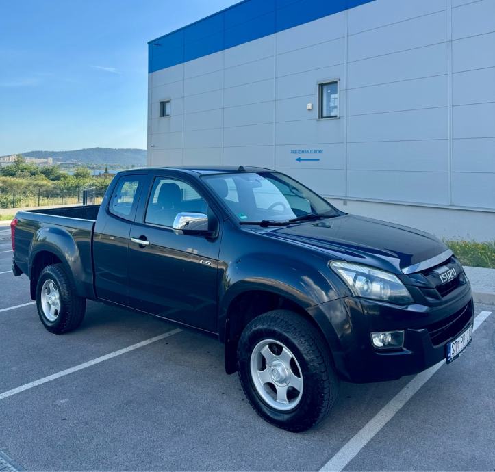 Isuzu D-MAX 2,5 TwinTDi 163KS 4X4 SpaceCab —Mod 2015—REG.GOD.DANA—TOP ...