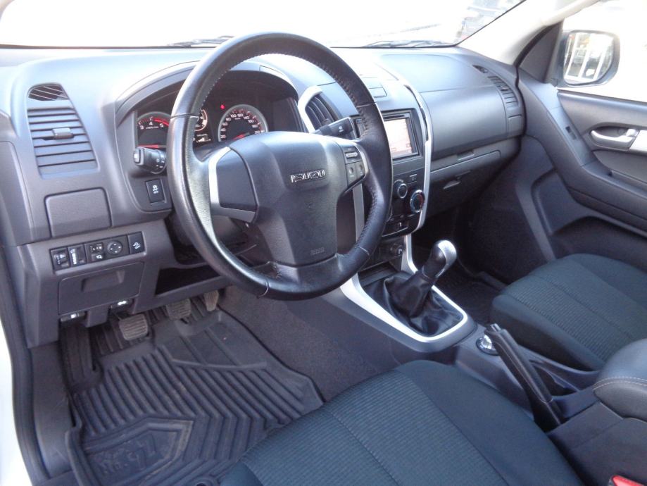 Isuzu D-MAX 4WD Premium, 2020 god.