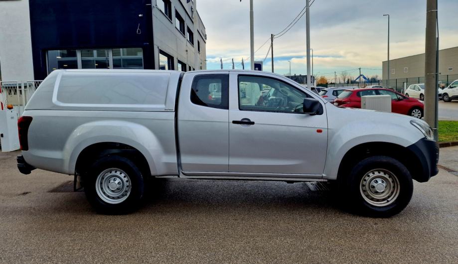 Isuzu D-MAX SPACE CAB 4X4 SATELLITE, 2018 god.
