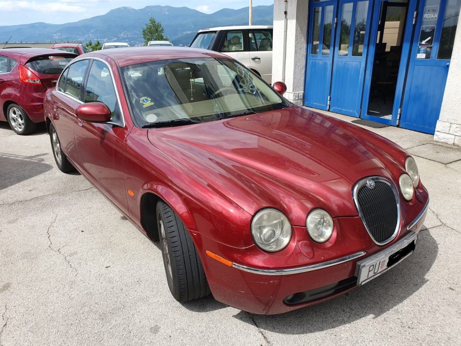 Jaguar S-Type 3,0 V6, 2003 god.