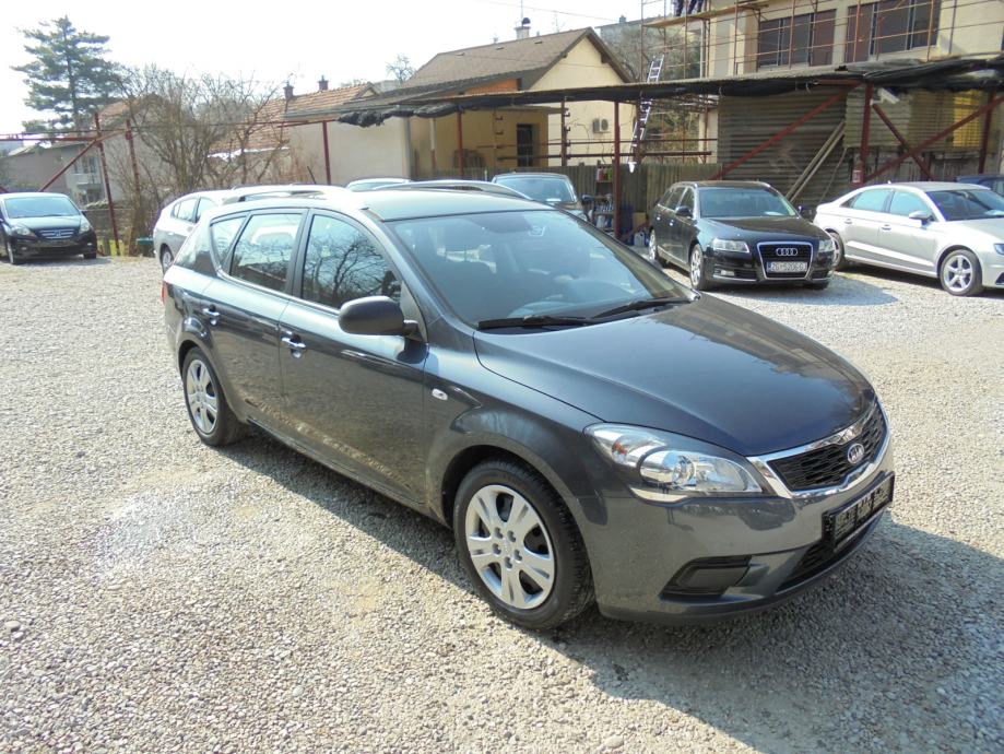 Kia ceed Sportswagon 1.4 i BIFUEL PLIN ATESTIRAN, 2010 god.