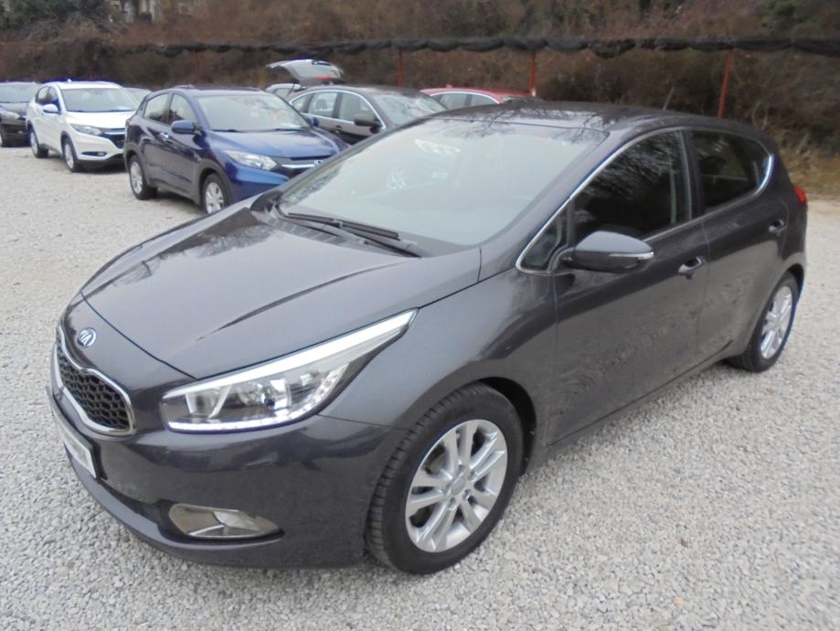 KIA CEED 1.6 CRDI CLIMATRONIC ,TEMPOMAT, EL. PAKET,PDC, ABS, ESP ...
