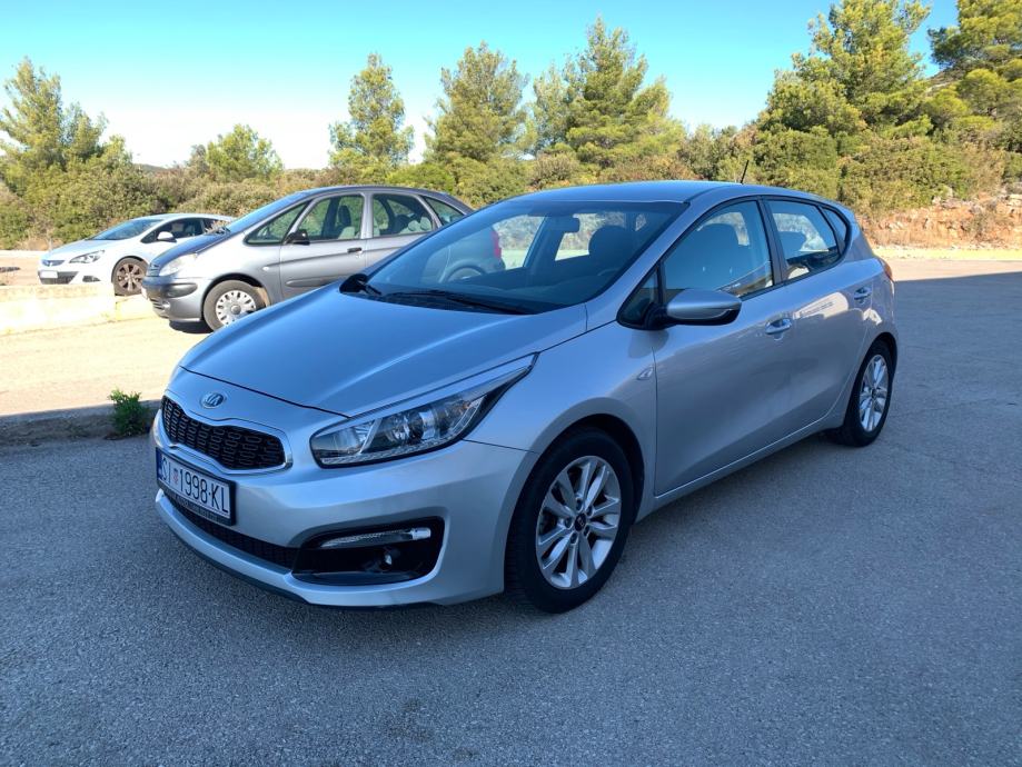 Kia Ceed 1,6 CRDi *Uslužna prodaja, 2015 god.