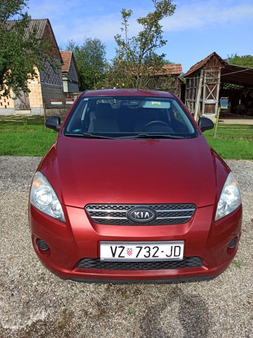 Kia Ceed (ceed) 1,4, 2008 god.