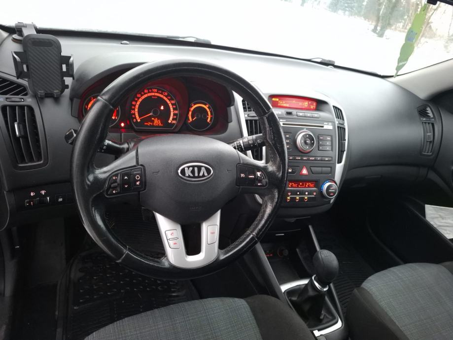 Kia Ceed (ceed) 1,6 CRDi, 2010 god.
