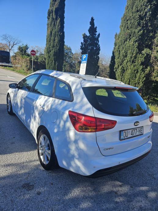 Kia Ceed (ceed) Sportswagon 1,6 CRDi, 2015 god.